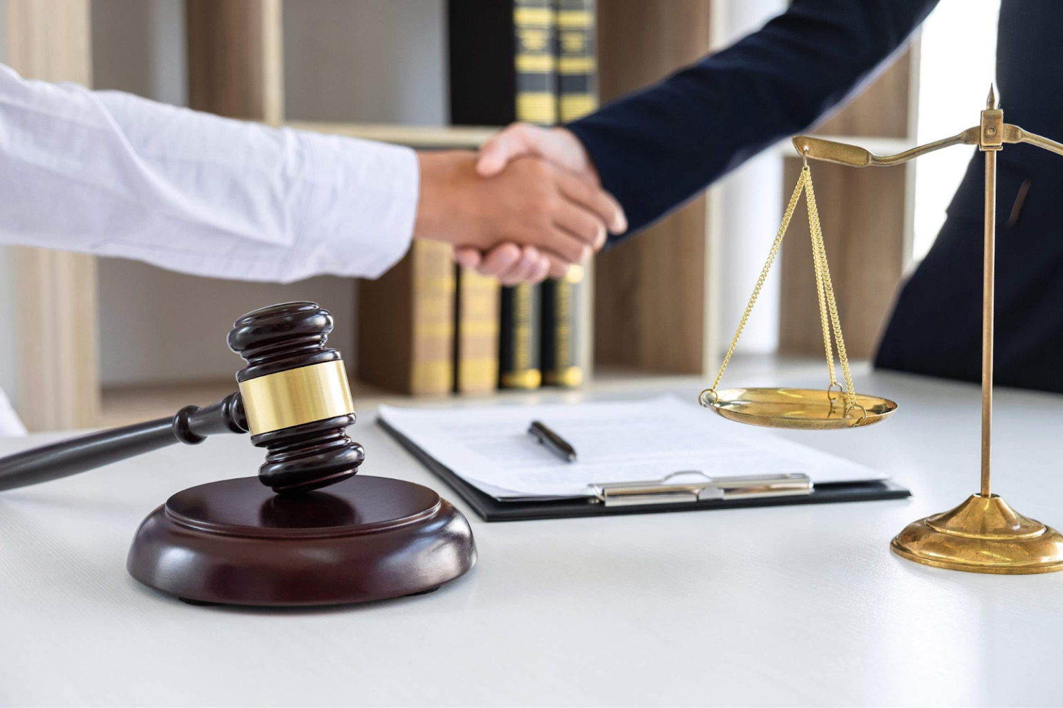 Understanding Legal Experts: A Guide to Different Types of Lawyers